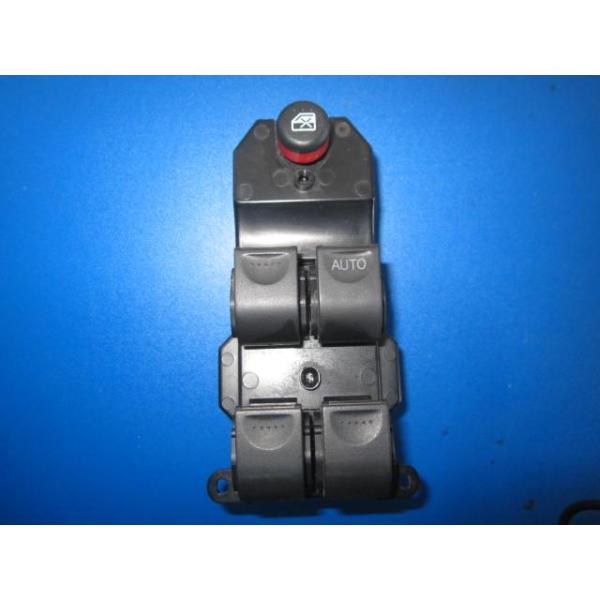 **** 商品説明を必ずご確認ください ****部品管理番号：001090281261900メーカー純正品番：35750-SLA-003部品名：パワーウインドウスイッチ部品区分：リサイクル品管理品番：K0912車名：エアウェイブ車両タイプ名...