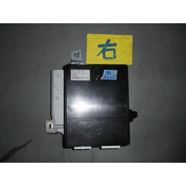 **** 商品説明を必ずご確認ください ****部品管理番号：001149501469500メーカー純正品番：LD52-72-3LYC部品名：右パワースライドコンピューター部品メーカー品番：4201049部品区分：リサイクル品管理品番：T3...