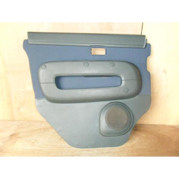 **** 商品説明を必ずご確認ください ****部品管理番号：001368825813250メーカー純正品番：67620-B5110-B00部品名：左Fドアトリム部品区分：リサイクル品管理品番：U4860車名：ハイゼット車両タイプ名：ケイバ...