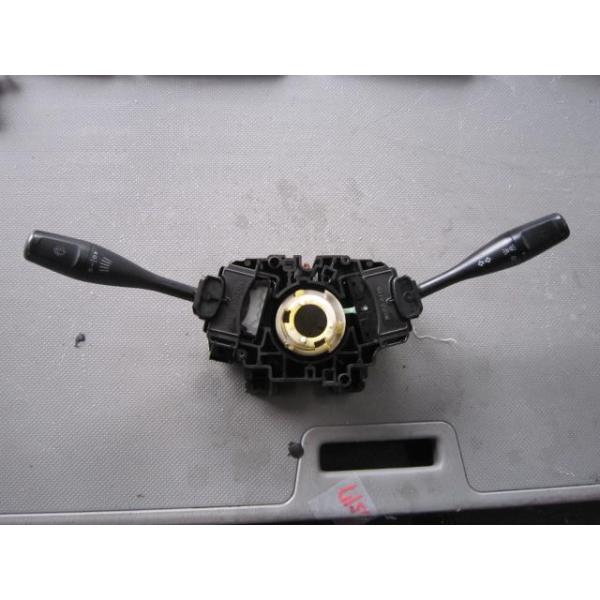 **** 商品説明を必ずご確認ください ****部品管理番号：001391077161500メーカー純正品番：MR362446部品名：ディマースイッチ部品区分：リサイクル品管理品番：X0756車名：トッポBJ車両タイプ名：5ドアハッチバック...