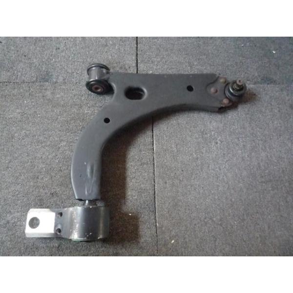 **** 商品説明を必ずご確認ください ****部品管理番号：001396095151720メーカー純正品番：D350-34-300C部品名：右Fロアアーム部品区分：リサイクル品管理品番：W8804車名：デミオ車両タイプ名：5ドアハッチバッ...