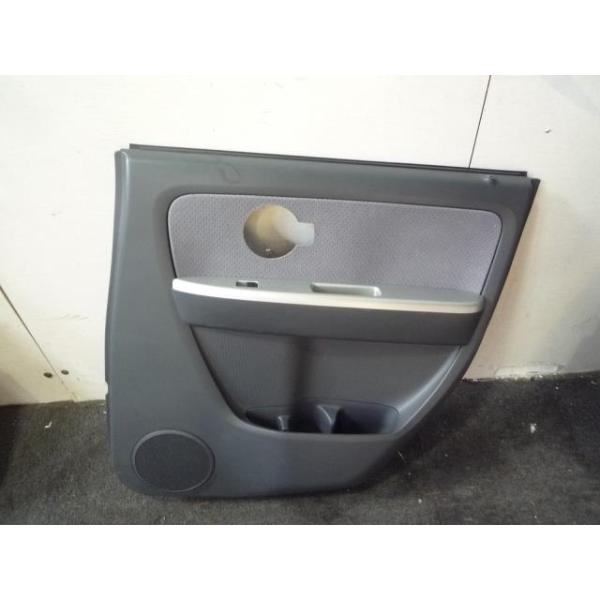 **** 商品説明を必ずご確認ください ****部品管理番号：001412558813350メーカー純正品番：83730-58J60-ETL部品名：右Rドアトリム部品区分：リサイクル品管理品番：X3244車名：ワゴンＲ車両タイプ名：5ドアハ...