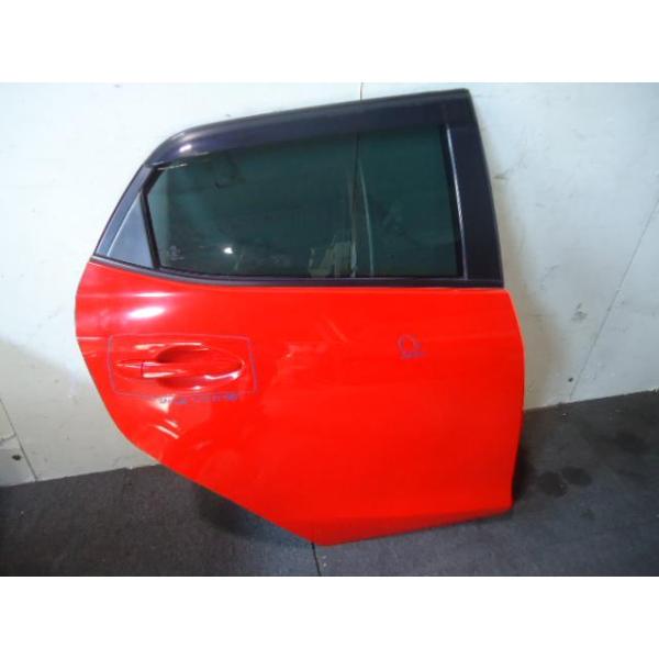 **** 商品説明を必ずご確認ください ****部品管理番号：001606702313300メーカー純正品番：D6Y1-72-02XC部品名：右RドアASSY部品区分：リサイクル品管理品番：Z1591部品カラー：トゥルーレッド車名：デミオ車...