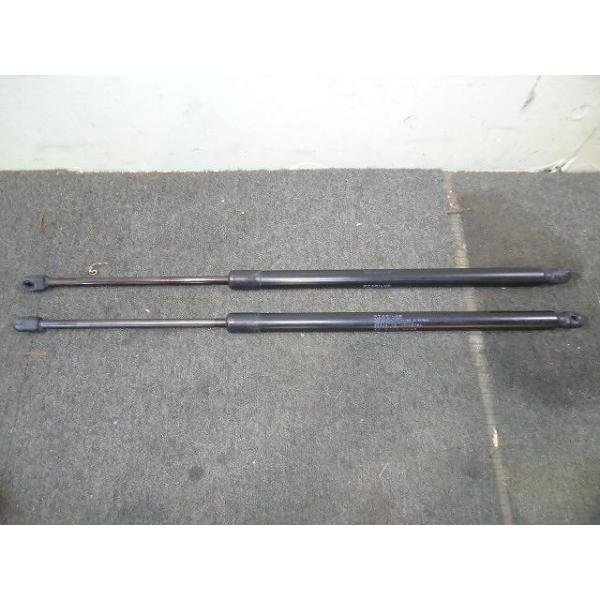 **** 商品説明を必ずご確認ください ****部品管理番号：001646126777250メーカー純正品番：74820-SWA-Z01部品名：バックドアダンパー部品メーカー品番：74870-SWA-A01部品区分：リサイクル品管理品番：Z...