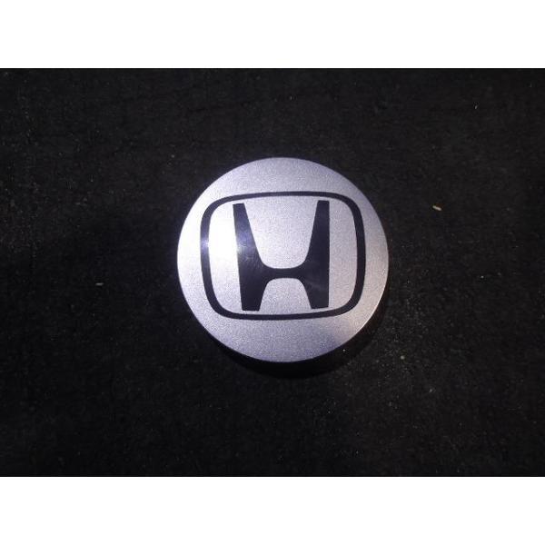 **** 商品説明を必ずご確認ください ****部品管理番号：001646570647220メーカー純正品番：44732-SMG-G00部品名：ホイールキャップ部品区分：リサイクル品管理品番：Z7483部品カラー：車名：ＣＲ−Ｖ車両タイプ名...