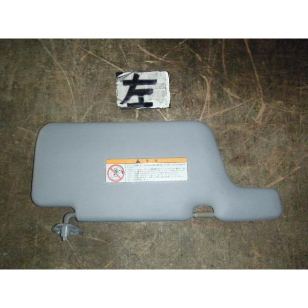 **** 商品説明を必ずご確認ください ****部品管理番号：001657392777350メーカー純正品番：96401-WE305部品名：サンバイザー部品区分：リサイクル品管理品番：Z8700車名：ウイングロード車両タイプ名：ステーション...