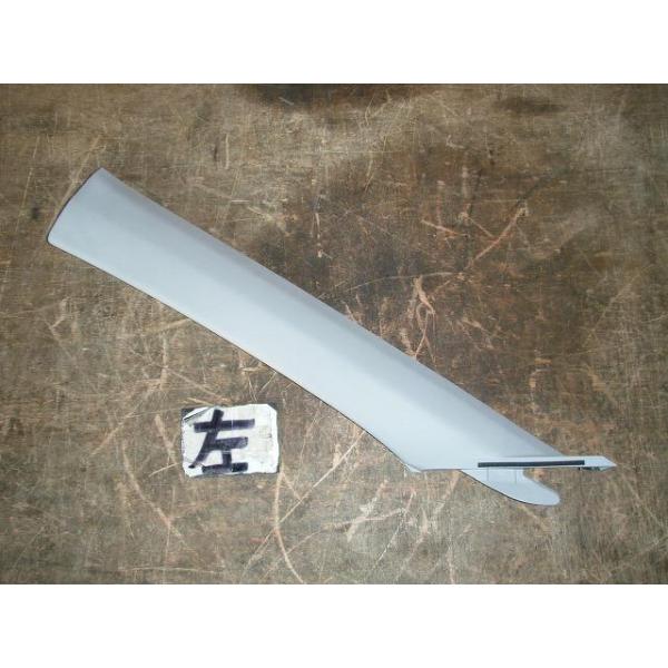 **** 商品説明を必ずご確認ください ****部品管理番号：001680150979900メーカー純正品番：F151-68-170B 77部品名：左フロントAピラートリム部品区分：リサイクル品管理品番：AA0328車名：ＲＸ−８車両タイプ...