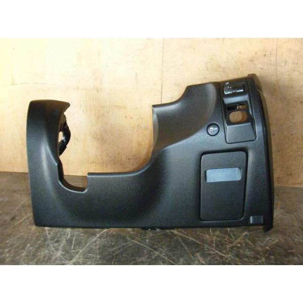 **** 商品説明を必ずご確認ください ****部品管理番号：001700655179900メーカー純正品番：66075FG020JC部品名：右ロアカバー部品区分：リサイクル品管理品番：AA2105車名：フォレスター車両タイプ名：5DJワゴ...