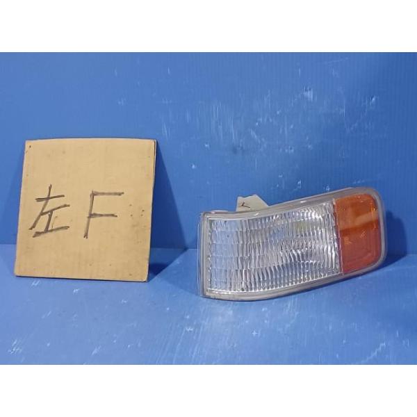 **** 商品説明を必ずご確認ください ****部品管理番号：230301000111100部品名：左クリアランスランプ部品区分：リサイクル品管理品番：AB6652車名：キャデラック セビル 車両タイプ名：4ドアセダン通称型式：1G6認定型...