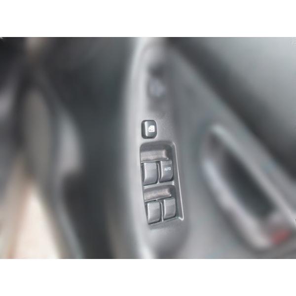 **** 商品説明を必ずご確認ください ****部品管理番号：230818000261900メーカー純正品番：83071AE060部品名：パワーウインドウスイッチ部品区分：リサイクル品管理品番：AC8763車名：レガシィ車両タイプ名：4ドア...
