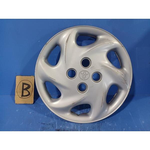 **** 商品説明を必ずご確認ください ****部品管理番号：240723000247221メーカー純正品番：42602-12510部品名：ホイールキャップ部品区分：リサイクル品管理品番：AB9234部品カラー：シルバー車名：スプリンターカ...