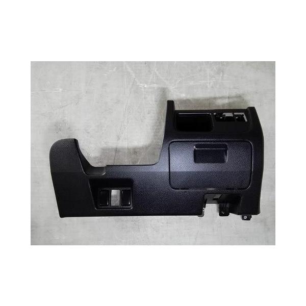 **** 商品説明を必ずご確認ください ****部品管理番号：241101000379906メーカー純正品番：68106-1VA0A部品名：右ロアカバー部品メーカー品番：681R1-1VA0A部品区分：リサイクル品管理品番：AC1473車名...