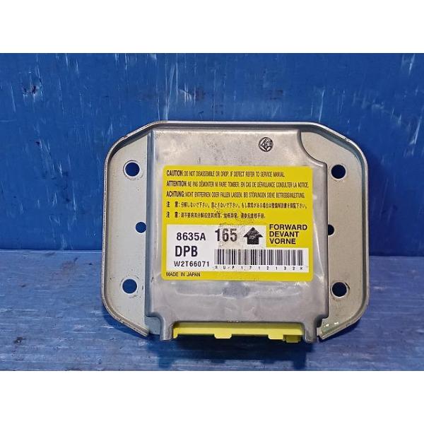 **** 商品説明を必ずご確認ください ****部品管理番号：250804000269950メーカー純正品番：8619A016部品名：エアバックコンピューター部品区分：リサイクル品管理品番：AC4943車名：ミニキャブ車両タイプ名：ケイバン...