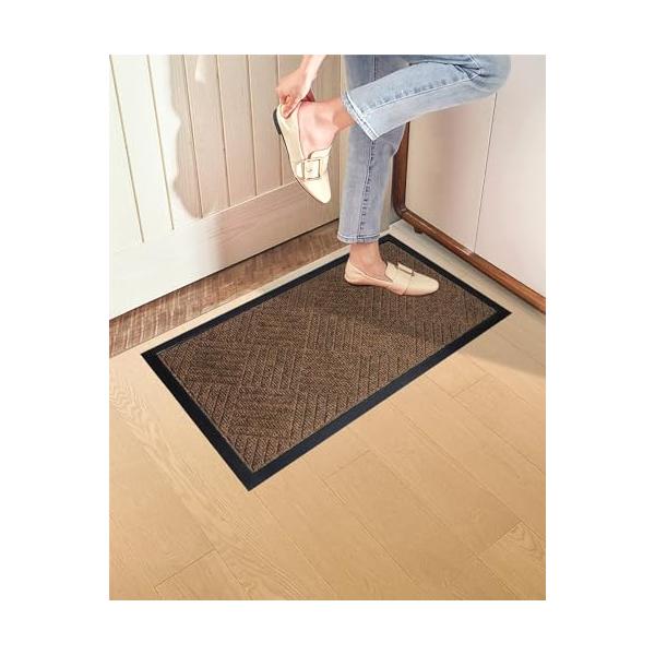 ブラウン/43x74/RMDB1BR-3・Color:ブラウンSize:43x74・パッケージ個数:1・機能性表面の凸凹が屋内に持ち込みたくないホコリ汚れや水などをしっかり捕らえ、吸収する機能的なマットです。・製品仕様カラー:ブラウン、サイ...