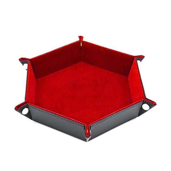 ・レッド  ・・Color:レッド・組み立て時サイズ　〜　対角線上の長さ：約25.5cm、高さ：約4.5cm。ちょうどよく十分な大きさのダイストレイ・カードトレイです。・高級感ある素材　〜　内側はベルベット素材、外側はPUレザー素材をステッ...