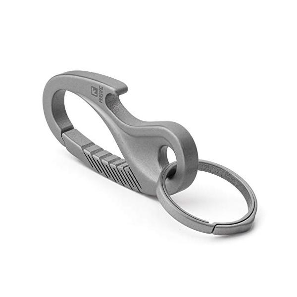 シンプルボトルオープナー タイプ キーホルダー*1個+キーリング（K1）*1個/-/-・Color:ボトルオープナー タイプ キーホルダー*1個+キーリング（K1）*1個・チタンは、軽く、強く、海水にさらしても錆びない金属です。また、磁気を...