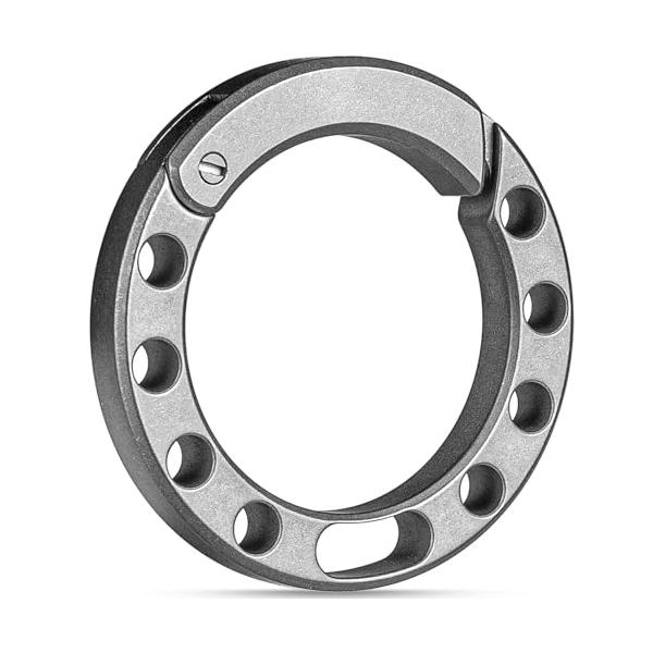 モダングレー カラビナ 1セット/小型/-・Color:グレー カラビナ 1セット・チタン合金素材：丸型カラビナは航空グレードのチタン合金素材で作られており、軽量で高強度の金属で、海水にさらされても錆びにくいです。この素材は過酷な条件や環境...