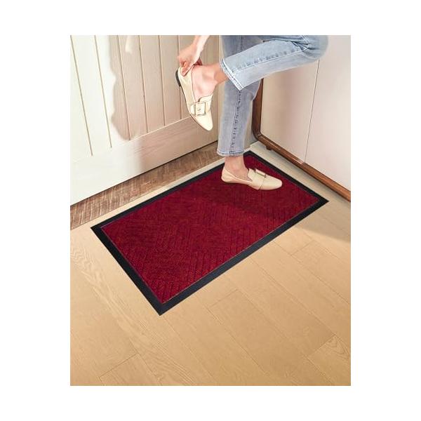 ??主?レッド/43x74/-・Color:レッドSize:43x74・パッケージ個数:1・製品仕様カラー:レッド、サイズ:約43ｘ73cm、重量:約1kg、素材:ポリプロピレン(裏地:合成ゴム)・機能性表面の凸凹が屋内に持ち込みたくないホ...