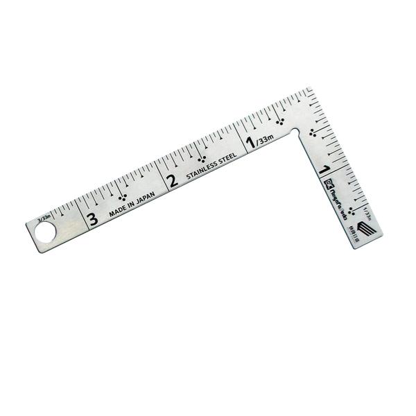 インダストリアル・シルバー 3寸 CM-3SKD・・Size:3寸・原産国:日本・角部:同厚・長手(妻手)x巾x厚さ(mm):110(58)x12x1.2・表目盛:長手・外3寸3分、妻手・外1寸5分・裏目盛:長手・外「3寸3分」内「ホゾ1寸...