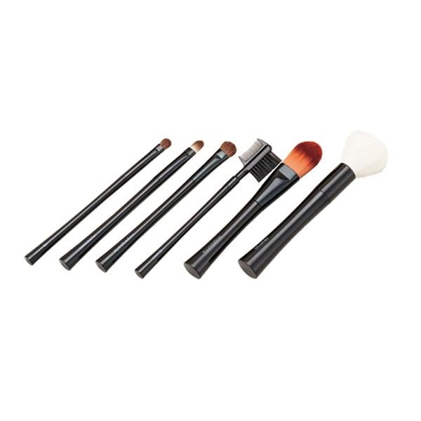 ※ケース材質：ナイロンジッパー式セット内容●BLUSHER（羊毛）●FOUNDATION（PBT人工毛）●COMB（ナイロン）●EYESHADOW（馬毛）●CONCEALER（PBT人工毛）●LIP（馬毛）※イギリスのトップブランドでも採用...