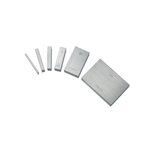 ●<商品詳細参考ページ>外部リンク：https://axel.as-1.co.jp/asone/d/61-6193-09/●事業者向け商品です。●断面寸法●▼10mm以下：30(0〜-0.3)×9(-0.05〜-0.2)mm●▼...