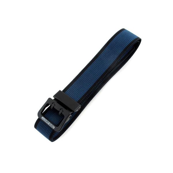 ●<商品詳細参考ページ>外部リンク：https://axel.as-1.co.jp/asone/d/62-3981-98/●サイズ：35mm幅×1080mm●重量：約56g●ベルト色：紺●スライドバックル●材質1：ベルト：ナイロ...