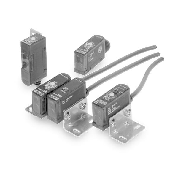 ●<商品詳細参考ページ>外部リンク：https://axel.as-1.co.jp/asone/d/62-4823-19/●事業者向け商品です。●オムロン形式：E3S-AT11-L 2M