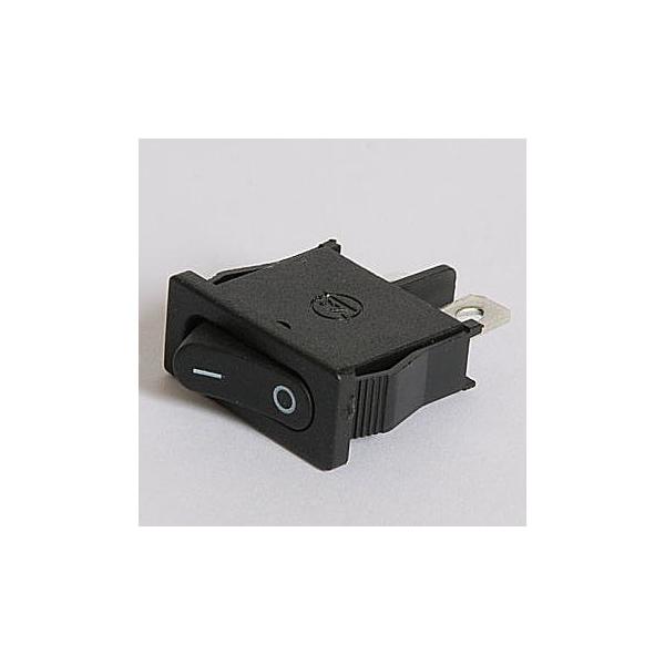 ●<商品詳細参考ページ>外部リンク：https://axel.as-1.co.jp/asone/d/63-3103-71/●パッケージ：WAVE-16●操作部形状：ロッカ●操作部表示：●|表示●極数：-●スイッチ特性：-●端子部...