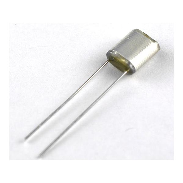 ●<商品詳細参考ページ>外部リンク：https://axel.as-1.co.jp/asone/d/63-3115-11/●静電容量0.01μF●定格電圧DC50V●静電容量許容差±5％●幅6.5mm●厚み3.5mm●取り付け後...