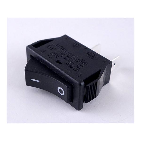 ●<商品詳細参考ページ>外部リンク：https://axel.as-1.co.jp/asone/d/63-3125-79/●事業者向け商品です。●16A　125VAC　、16A　250VAC（UL、CUL）絶縁抵抗：DC　500...