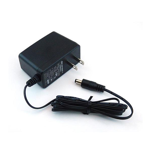 <商品詳細参考ページ>外部リンク：https://axel.as-1.co.jp/asone/d/64-8090-68/●事業者向け商品です●定格入力：AC100〜240V（50/60Hz）●定格出力：DC24V　1A●プラグ形...