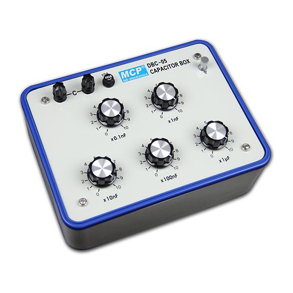 ●<商品詳細参考ページ>外部リンク：https://axel.as-1.co.jp/asone/d/64-8274-71/●事業者向け商品です。●レンジ：0.1nF〜1nF、1nF〜10nF、10nF〜100nF、100nF〜1...