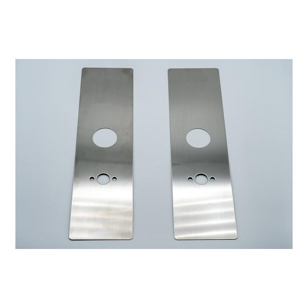 ●<商品詳細参考ページ>外部リンク：https://axel.as-1.co.jp/asone/d/65-3965-41/●事業者向け商品です。●材質：ステンレス●寸法（mm）：90×320●板厚（mm）：1