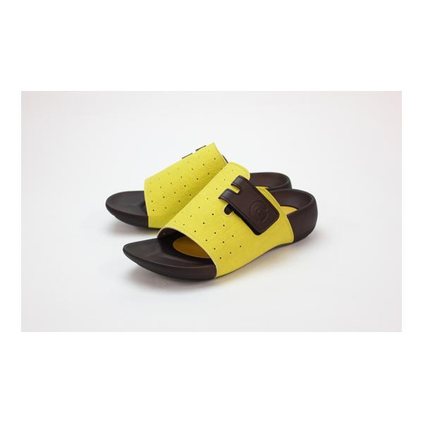 ●<商品詳細参考ページ>外部リンク：https://axel.as-1.co.jp/asone/d/65-5702-90/●事業者向け商品です。●材質：合成皮革、底／合成底（ポリウレタン・EVA）●甲幅：16.5cm●底幅：10...