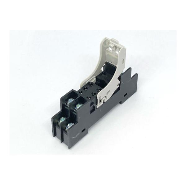 ●<商品詳細参考ページ>外部リンク：https://axel.as-1.co.jp/asone/d/65-8763-01/●事業者向け商品です。●端子：M3ネジ×8極●注意事項：外観、仕様は予告なく内容を変更することがありますの...
