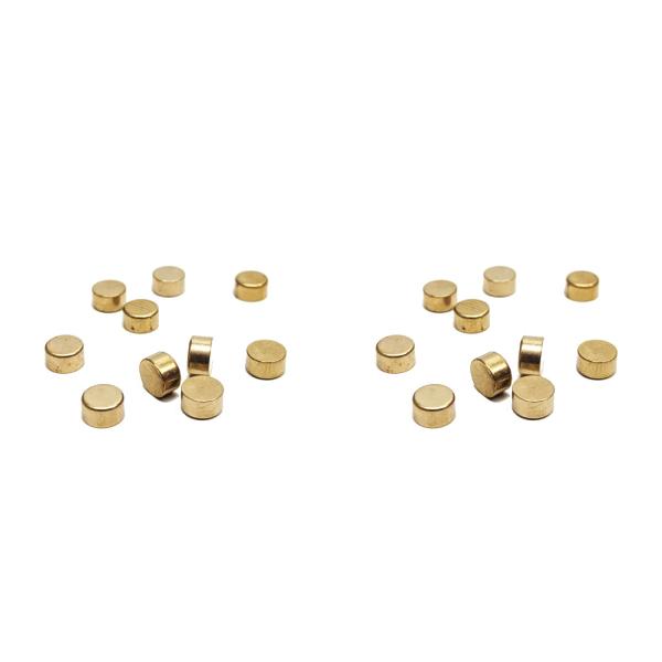 商品情報RIGHTリアルダミーカートに使用しているプライマー。表側の縁はR加工を行い、削り出しの痕などは目立たないように加工してあります。小口径用と大口径用があります。取り付けは金属用の接着剤で行ってください。（硬い場合はハンマーで叩き込む...