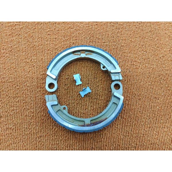 ニューフレン製　スモールベスパ用フロントブレーキシュー溝有りです品質良いと思います。適合：VESPA 50s / 100 / 125ET3等