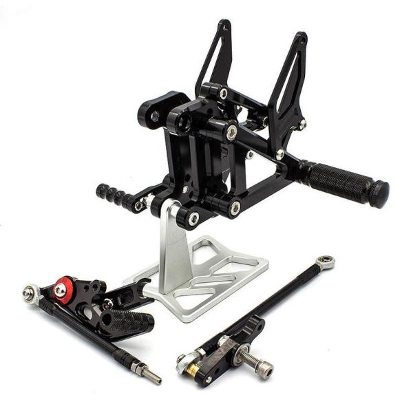 商品名： アジャスタブルバックステップメーカー： FXCNC適合：Brutale F3 675/ 800/ 800 Dragster/RR 2012-2015画像3枚目はカラーサンプルです。材質： 6061アルミニウムネジロックを使用して脱...