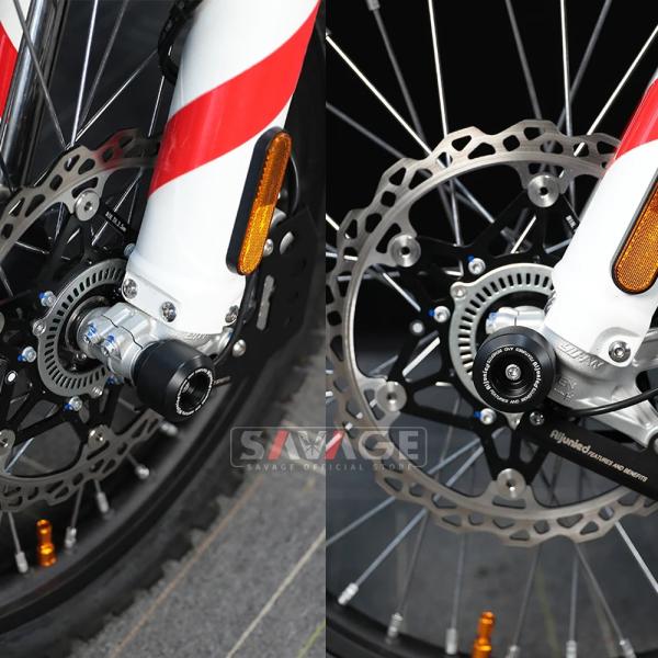 商品名： アクスルスライダーメーカー： SAVAGE適合：KOVE 450 Rally 2023-2025材質：POM発送：メーカー直送AljuniedはSAVAGEが展開する新ブランドです。SAVAGE製品は正規代理店の厚木オート部品販売...