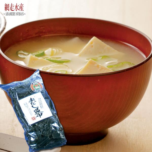 □ 商品説明 □●煮物　●だし　「毎日1枚使って約1年分！」とってもお買い得なおだし昆布です。濃い緑に黒味を帯びており、コクのある味と早い煮上りが特徴です。柔らかく煮えやすいため佃煮昆布、おでん用、だし昆布用によく使われます。使いやすくカッ...