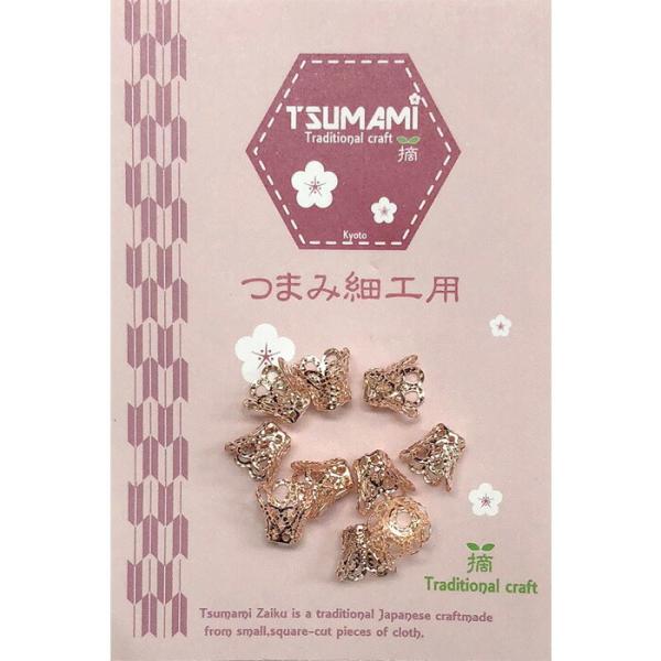 商品名： つまみ細工用 座金A ピンクゴールド メール便/宅配便可品　番： tp-56サイズ： 約H8×W10mm平らに開いた場合：約16mm素　材： 鉄合金容量： 10個