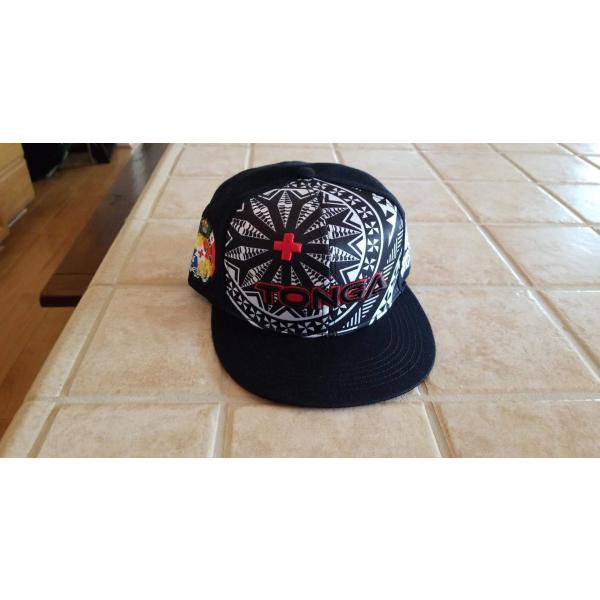 商品名:  Hooka Rugby Snapback Cap Tonga Ngatu Classicブランド: Hooka Rugby Snapback Cap商品サイズ: One Size商品番号: 色: Black, Red, Whit...