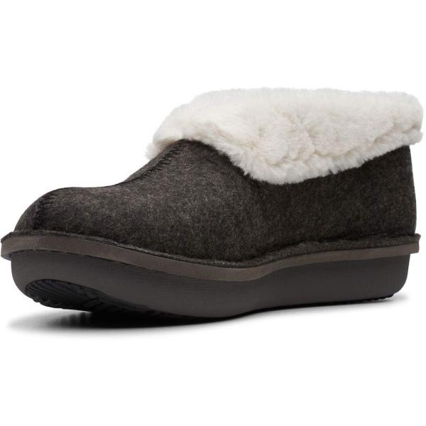 商品名: Clarks レディース Step Flow ロースリッパ US サイズ: 24 カラー: ブラック Clarks Women's Step Flow Low Slipper, Black Felt, 8 M USブランド: Cl...