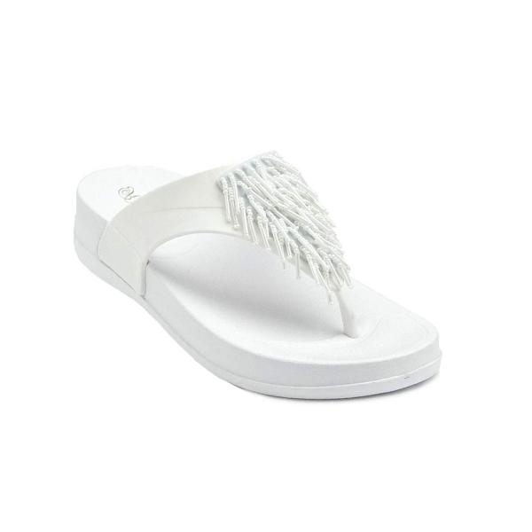 商品名: REDVOLUTION レディース US サイズ: 7 M US カラー: ホワイト REDVOLUTION Women's Jewel Sandals Soft Platform Footbed Fashion Flip Flo...