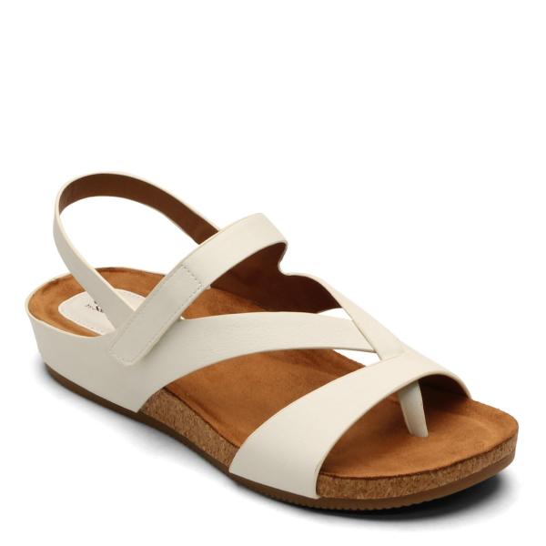 商品名: EuroSoft レディース Gianetta サンダル、ホワイト、10, ホワイト, 10 EuroSoft Women's Gianetta Sandal, White, 10ブランド: Eurosoft商品サイズ: 10高さ...