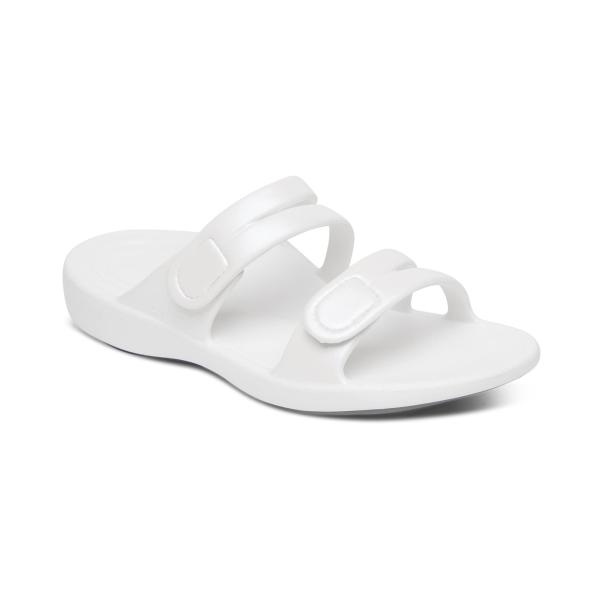 商品名: Aetrex Janey Sport 水に優しいスライド, ホワイト, 8 Aetrex Women's Janey Sport Orthopedic Adjustable Water-friendly Slides Sandal...