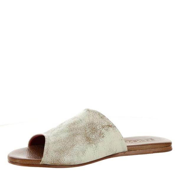 商品名: Bed|Stu Gia, ネクターラックス, 24 Bed|Stu Gia Nectar Lux 8 Mブランド: Bed|Stu商品サイズ: 8高さ: 30.9118cm横幅: 21.0058cm奥行: 11.7094cm重量:...