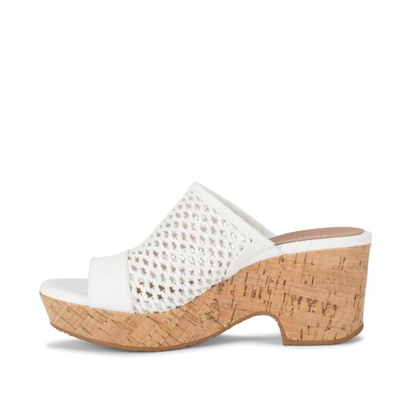 商品名:  BareTraps BETHIE Women's Sandals &amp; Flip Flops White Size 6 M (BT28686)ブランド: BareTraps商品番号: BT28686色: White海外の輸...