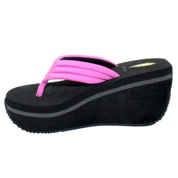 商品名: 揮発性女性用ウェッジサンダル, オーキッド, 9 VOLATILE Women's Wedge Sandal, Orchid, 9ブランド: VOLATILE商品サイズ: 9高さ: 30.5cm横幅: 17.7cm奥行: 12.1...