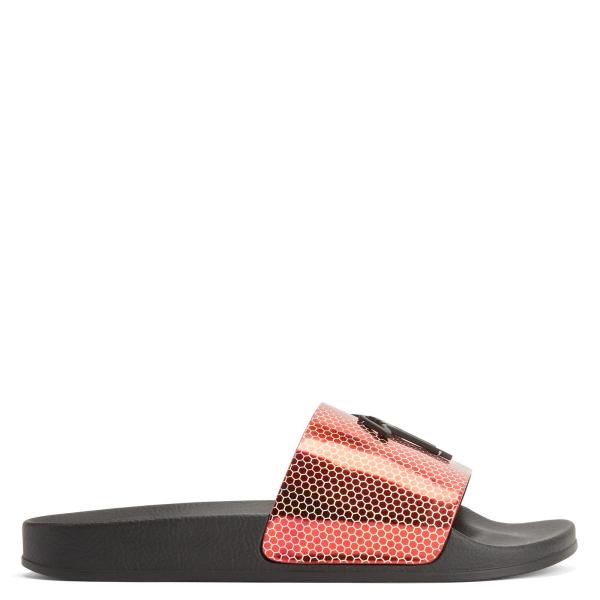 商品名:  Giuseppe Zanotti, Brett Laminated Flats, 12, Redブランド: Giuseppe Zanotti商品サイズ: 12商品番号: 色: Red素材: 50% Polyester Visco...